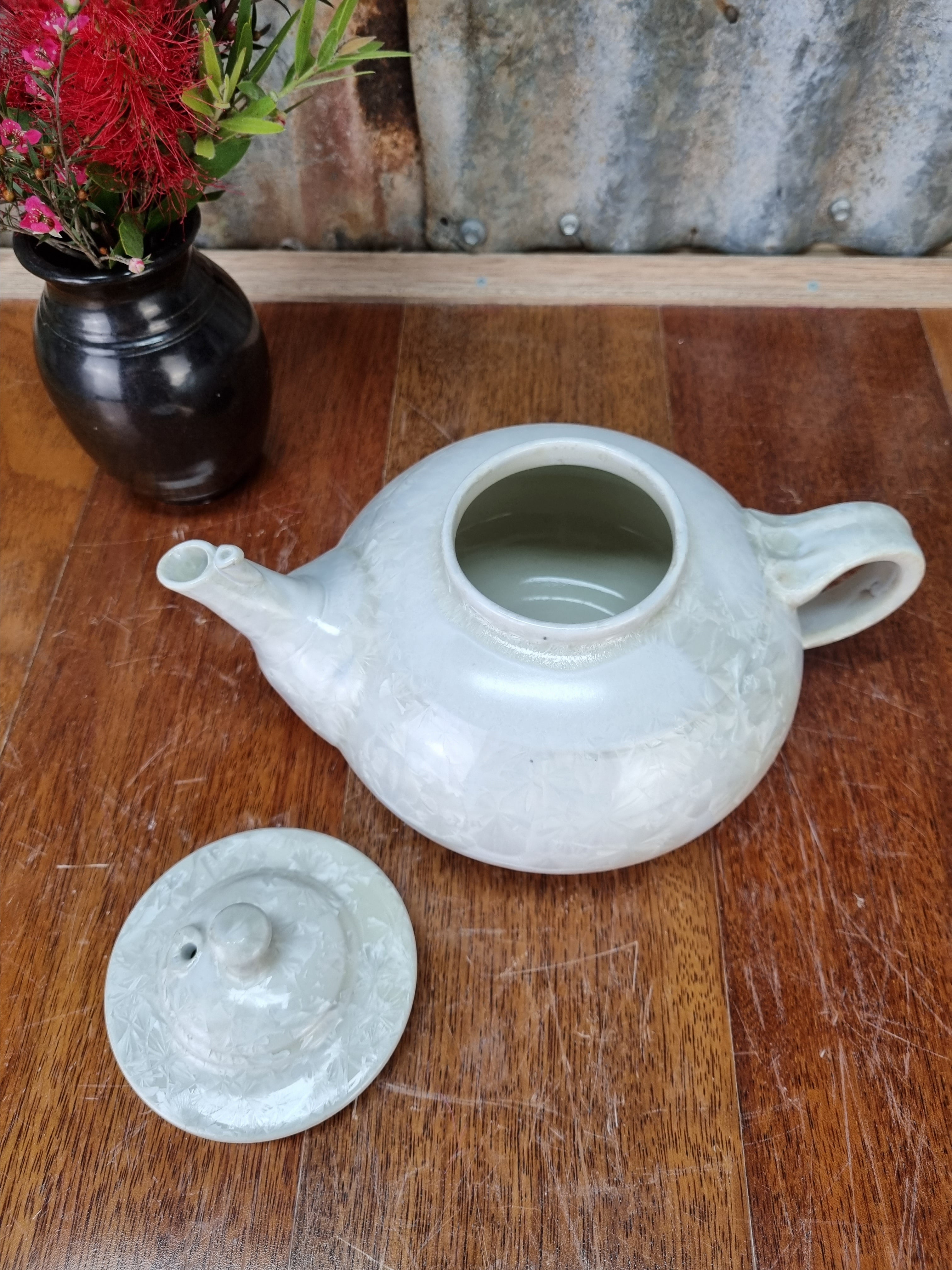 Tea Pot - Crystalline - White - Peter Wallace Pottery